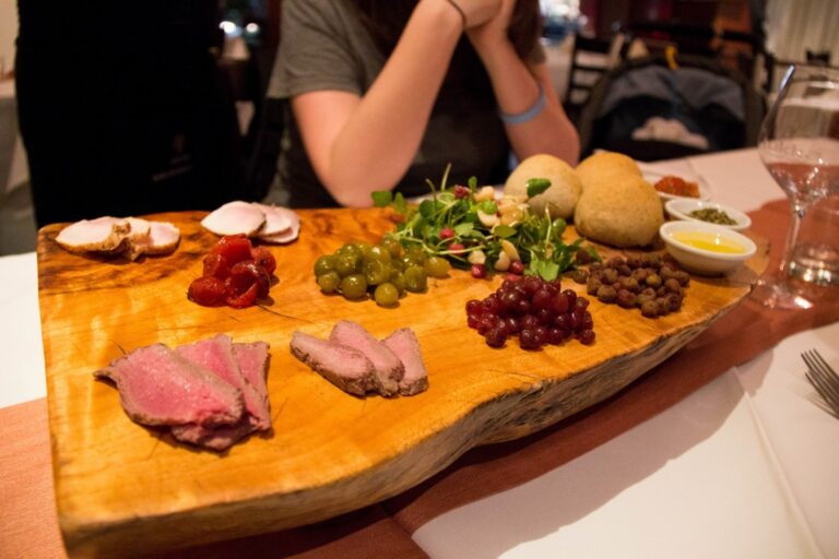 Traditional Foods Of Australia | Top 10 Australian Cuisine